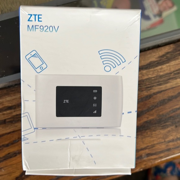 ZTE | Computers, Laptops & Parts | New In Box Zte Mf92v Hot Spot | Poshmark